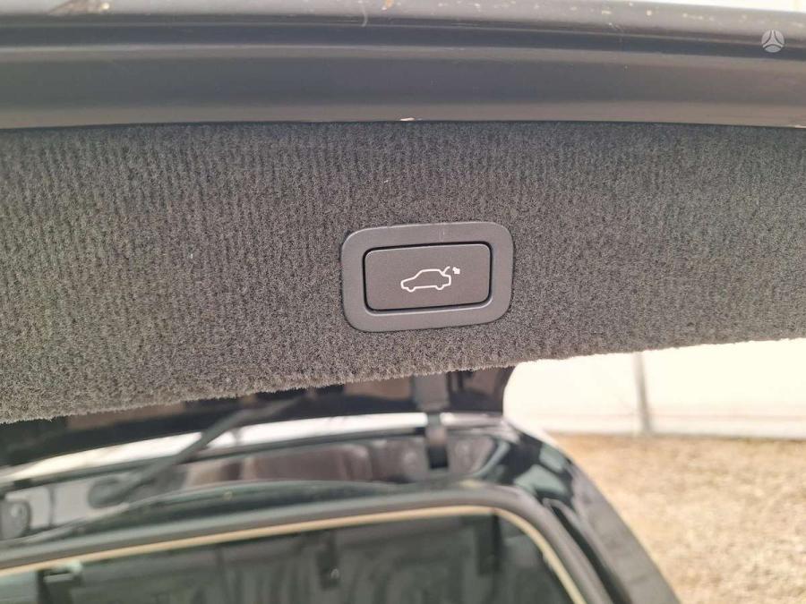 Black Volvo V70 2008 in Marijampole, with an engine capacity of 2.40 L and mileage of 311 thousand km for 2550 €, photo 16 on AUTOMOTO.COM.LV