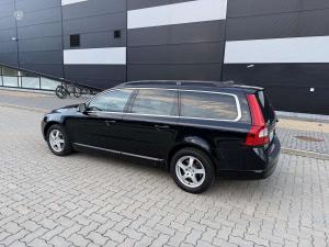 Melns Volvo V70 2008 Kupiškis, ar dzinēja tilpumu 2.40 L un nobraukumu 368 tūkst. km par 4500 €, foto 14 vietnē AUTOMOTO.COM.LV