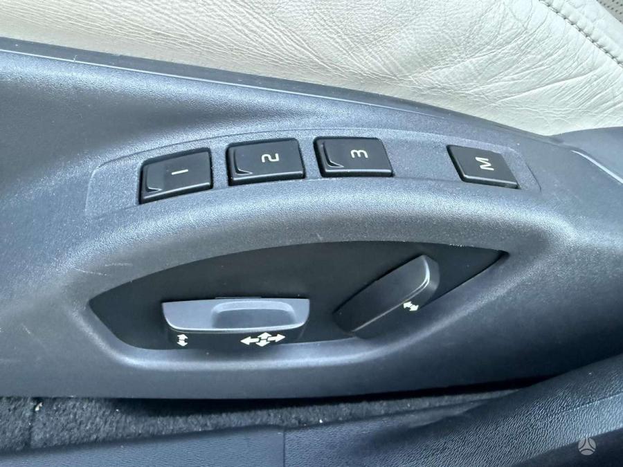 Melns Volvo V70 2008 Kupiškis, ar dzinēja tilpumu 2.40 L un nobraukumu 368 tūkst. km par 4500 €, foto 22 vietnē AUTOMOTO.COM.LV
