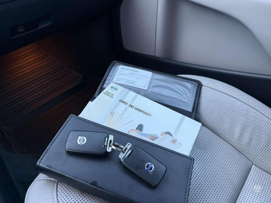 Melns Volvo V70 2008 Kupiškis, ar dzinēja tilpumu 2.40 L un nobraukumu 368 tūkst. km par 4500 €, foto 30 vietnē AUTOMOTO.COM.LV