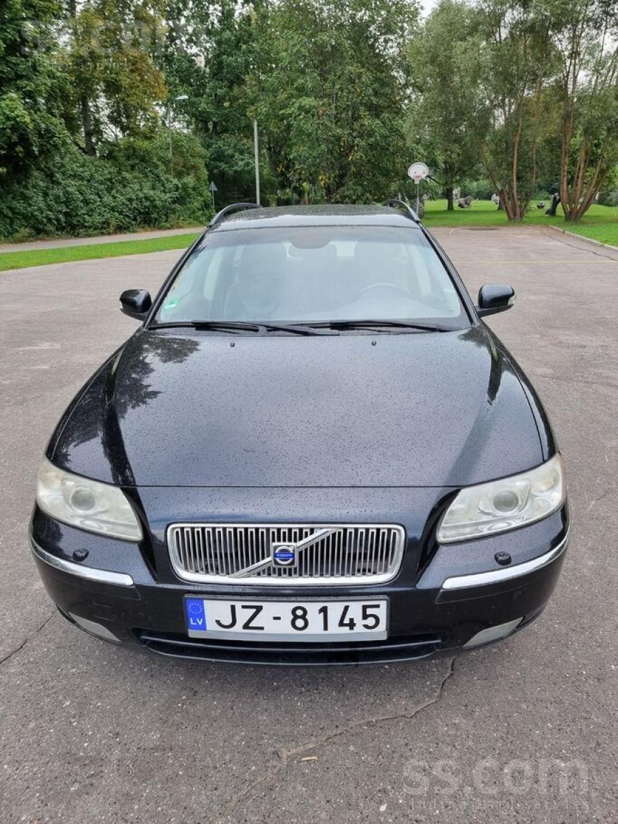 Melns Volvo V70 2008 Rīga, ar dzinēja tilpumu 2.40 L un nobraukumu 271 tūkst. km par 2000 €, foto 8 vietnē AUTOMOTO.COM.LV