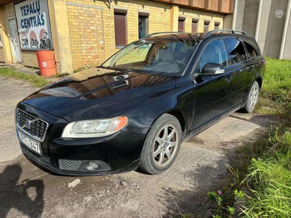 Черный Вольво В70 2008 в Мажейкяй, объемом двигателя 2.00 л и пробегом 313 тыс. км за 890 €, фото 3 на AUTOMOTO.COM.LV