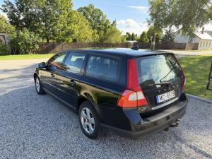 Melns Volvo V70 2008 Ventspils, ar dzinēja tilpumu 2.40 L un nobraukumu 443 tūkst. km par 2990 €, foto 9 vietnē AUTOMOTO.COM.LV