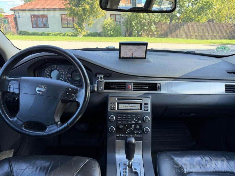 Melns Volvo V70 2008 Ventspils, ar dzinēja tilpumu 2.40 L un nobraukumu 443 tūkst. km par 2990 €, foto 15 vietnē AUTOMOTO.COM.LV