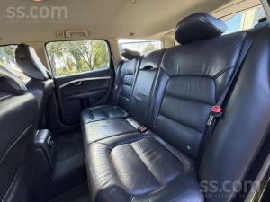Melns Volvo V70 2008 Ventspils, ar dzinēja tilpumu 2.40 L un nobraukumu 443 tūkst. km par 2990 €, foto 22 vietnē AUTOMOTO.COM.LV