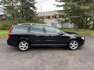 Melns Volvo V70 2008 Ogre, ar dzinēja tilpumu 2.40 L un nobraukumu 0 tūkst. km par 5350 €, foto 8 vietnē AUTOMOTO.COM.LV