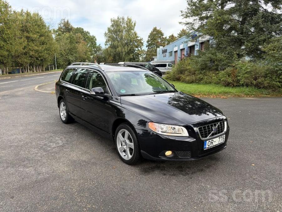 Melns Volvo V70 2008 Ogre, ar dzinēja tilpumu 2.40 L un nobraukumu 0 tūkst. km par 5350 €, foto 9 vietnē AUTOMOTO.COM.LV