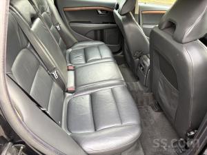 Melns Volvo V70 2008 Ogre, ar dzinēja tilpumu 2.40 L un nobraukumu 0 tūkst. km par 5350 €, foto 23 vietnē AUTOMOTO.COM.LV