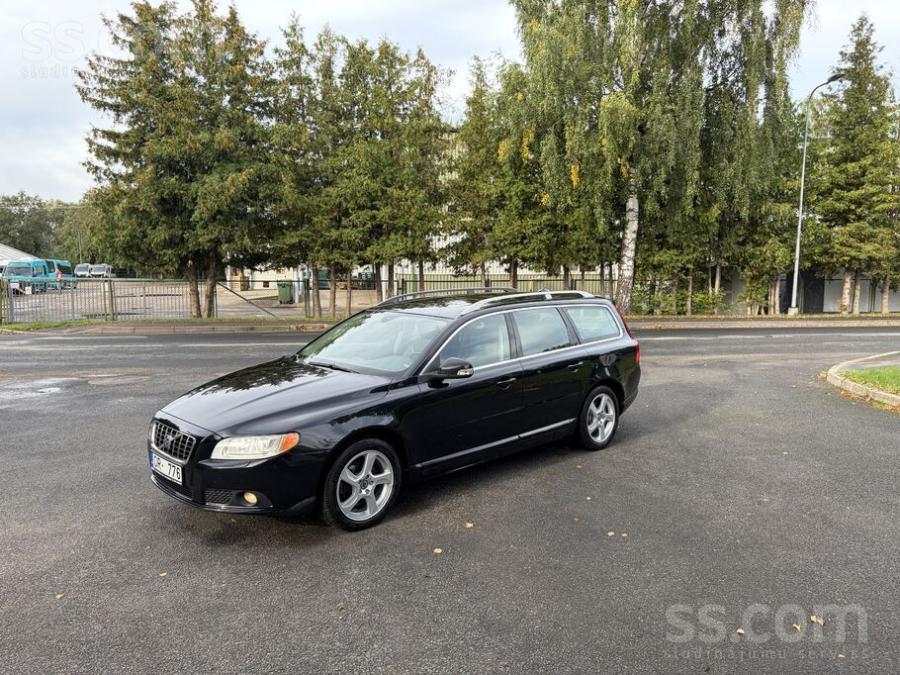 Melns Volvo V70 2008 Ogre, ar dzinēja tilpumu 2.40 L un nobraukumu 0 tūkst. km par 5350 €, foto 33 vietnē AUTOMOTO.COM.LV