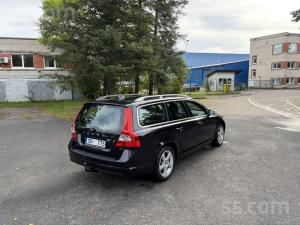 Melns Volvo V70 2008 Ogre, ar dzinēja tilpumu 2.40 L un nobraukumu 0 tūkst. km par 5350 €, foto 35 vietnē AUTOMOTO.COM.LV