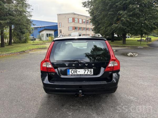 Volvo V70 2008 in Ogre on AUTOMOTO.COM.LV Black Volvo V70 2008 in Ogre, with an engine capacity of 2.40 L and mileage of 0 thousand km for 5350 β¬, photo 5 on AUTOMOTO.COM.LV