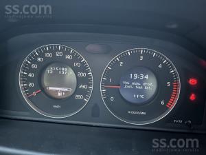 Black Volvo V70 2008 in Riga, with an engine capacity of 2.40 L and mileage of 315 thousand km for 4650 €, photo 10 on AUTOMOTO.COM.LV