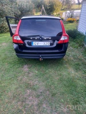 Melns Volvo V70 2008 Alūksne, ar dzinēja tilpumu 2.40 L un nobraukumu 428 tūkst. km par 3100 €, foto 7 vietnē AUTOMOTO.COM.LV