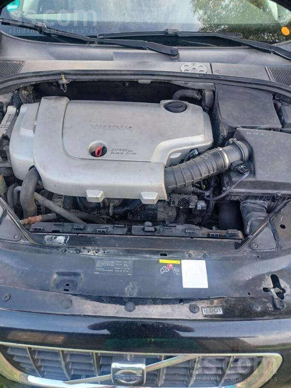 Volvo V70 2008 Alūksne vietnē Melns Volvo V70 2008 Alūksne, ar dzinēja tilpumu 2.40 L un nobraukumu 428 tūkst. km par 3100 €, foto 8 vietnē AUTOMOTO.COM.LV