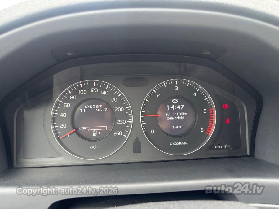 Черный Вольво В70 2008 в Таллин, объемом двигателя 2.00 л и пробегом 326 тыс. км за 2999 €, фото 15 на AUTOMOTO.COM.LV