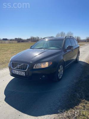 Black Volvo V70 2008 in Riga, with an engine capacity of 2.40 L and mileage of 226 thousand km for 2300 €, photo 1 on AUTOMOTO.COM.LV