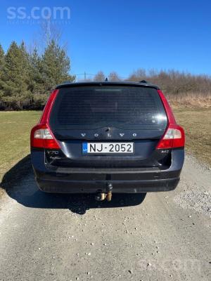 Black Volvo V70 2008 in Riga, with an engine capacity of 2.40 L and mileage of 226 thousand km for 2300 €, photo 5 on AUTOMOTO.COM.LV