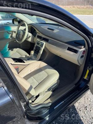 Black Volvo V70 2008 in Riga, with an engine capacity of 2.40 L and mileage of 226 thousand km for 2300 €, photo 9 on AUTOMOTO.COM.LV