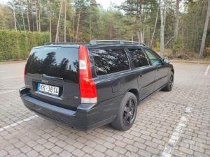 Черный Вольво В70 2008 в Рига, объемом двигателя 2.40 л и пробегом 515 тыс. км за 2200 €, фото 4 на AUTOMOTO.COM.LV