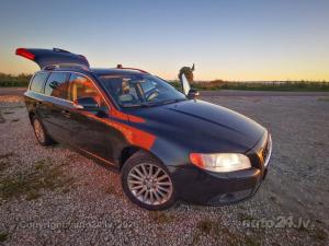 Melns Volvo V70 2008 Tallina, ar dzinēja tilpumu 2.40 L un nobraukumu 308 tūkst. km par 4700 €, foto 11 vietnē AUTOMOTO.COM.LV