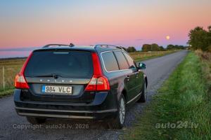 Melns Volvo V70 2008 Tallina, ar dzinēja tilpumu 2.40 L un nobraukumu 308 tūkst. km par 4700 €, foto 15 vietnē AUTOMOTO.COM.LV