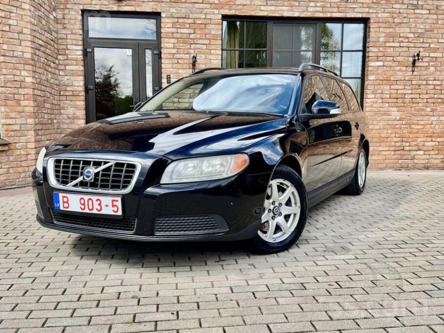 Melns Volvo V70 2009 Jelgava, ar dzinēja tilpumu 2.50 L un nobraukumu 0 tūkst. km par 1990 €, foto 1 vietnē AUTOMOTO.COM.LV