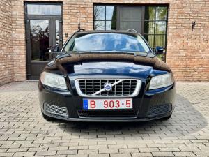 Melns Volvo V70 2009 Jelgava, ar dzinēja tilpumu 2.50 L un nobraukumu 0 tūkst. km par 1990 €, foto 3 vietnē AUTOMOTO.COM.LV