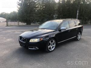 Black Volvo V70 2009 in Ogre, with an engine capacity of 2.40 L and mileage of 0 thousand km for 2150 €, photo 1 on AUTOMOTO.COM.LV