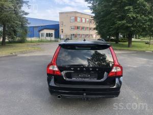 Black Volvo V70 2009 in Ogre, with an engine capacity of 2.40 L and mileage of 0 thousand km for 2150 €, photo 4 on AUTOMOTO.COM.LV
