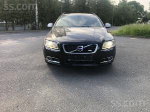 Black Volvo V70 2009 in Ogre, with an engine capacity of 2.40 L and mileage of 0 thousand km for 2150 €, photo 9 on AUTOMOTO.COM.LV