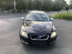 Black Volvo V70 2009 in Ogre, with an engine capacity of 2.40 L and mileage of 0 thousand km for 2150 €, photo 10 on AUTOMOTO.COM.LV