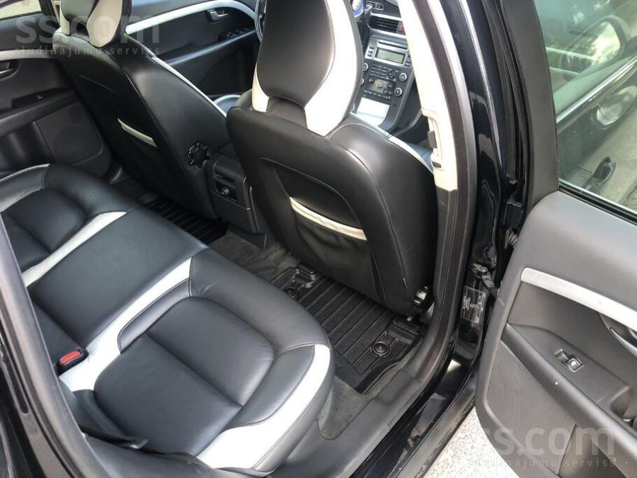 Black Volvo V70 2009 in Ogre, with an engine capacity of 2.40 L and mileage of 0 thousand km for 2150 €, photo 20 on AUTOMOTO.COM.LV