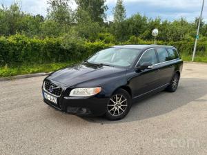 Black Volvo V70 2009 in Riga, with an engine capacity of 2.40 L and mileage of 346 thousand km for 4400 €, photo 2 on AUTOMOTO.COM.LV