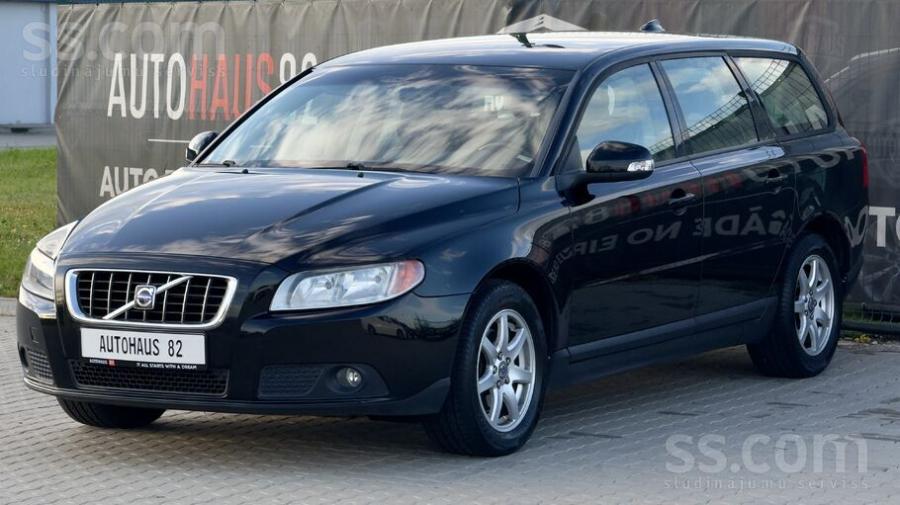 Melns Volvo V70 2009 Liepāja, ar dzinēja tilpumu 2.40 L un nobraukumu 355 tūkst. km par 5300 €, foto 8 vietnē AUTOMOTO.COM.LV