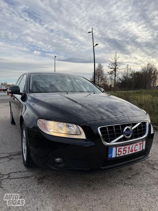 Melns Volvo V70 2009 Alīta, ar dzinēja tilpumu 2.00 L un nobraukumu 291 tūkst. km par 3850 €, foto 6 vietnē AUTOMOTO.COM.LV