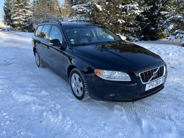 Melns Volvo V70 2009 Širvintos, ar dzinēja tilpumu 2.40 L un nobraukumu 296 tūkst. km par 3799 €, foto 7 vietnē AUTOMOTO.COM.LV