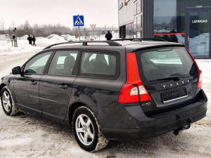 Black Volvo V70 2009 in Siauliai, with an engine capacity of 2.00 L and mileage of 275 thousand km for 3750 €, photo 5 on AUTOMOTO.COM.LV