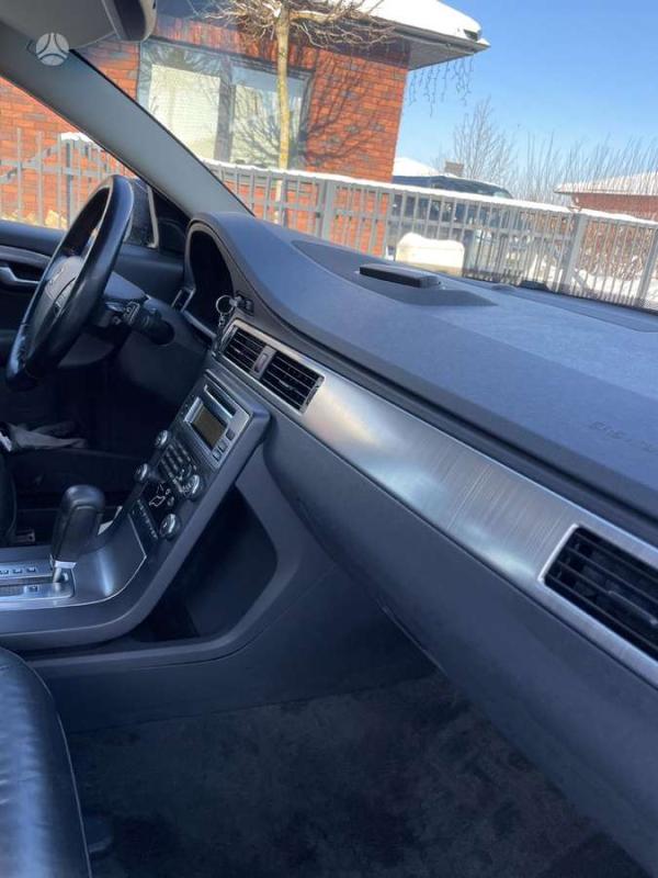 Melns Volvo V70 2009 Kauņa, ar dzinēja tilpumu 2.40 L un nobraukumu 308 tūkst. km par 4150 €, foto 11 vietnē AUTOMOTO.COM.LV