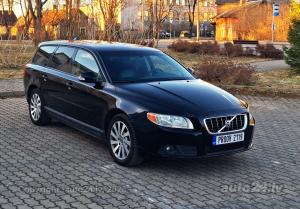 Black Volvo V70 2009 in Paide, with an engine capacity of 2.40 L and mileage of 327 thousand km for 5250 €, photo  on AUTOMOTO.COM.LV