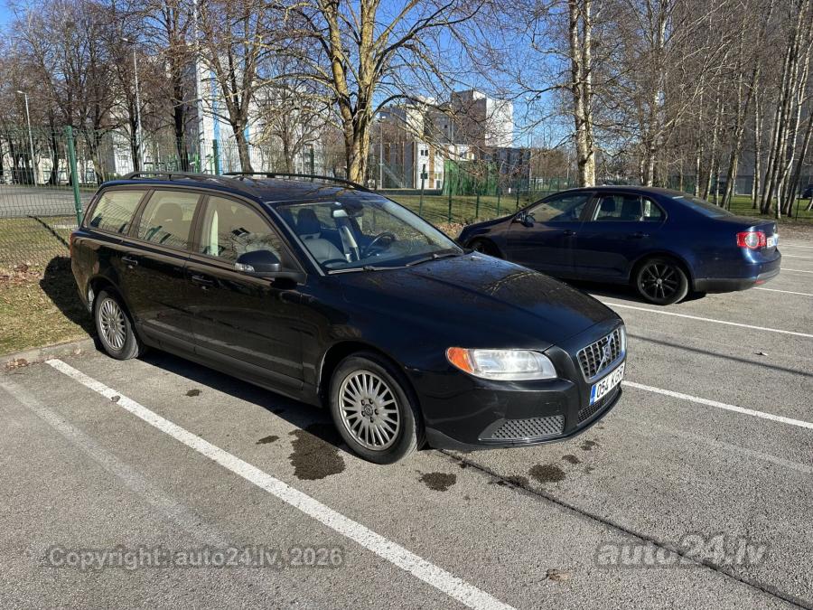 Melns Volvo V70 2009 Tallina, ar dzinēja tilpumu 2.00 L un nobraukumu 358 tūkst. km par 4200 €, foto 3 vietnē AUTOMOTO.COM.LV