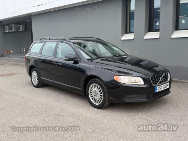 Black Volvo V70 2009 in Tallinn, with an engine capacity of 2.00 L and mileage of 353 thousand km for 2999 €, photo 3 on AUTOMOTO.COM.LV