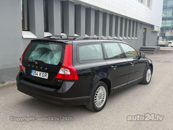 Black Volvo V70 2009 in Tallinn, with an engine capacity of 2.00 L and mileage of 353 thousand km for 2999 €, photo 6 on AUTOMOTO.COM.LV