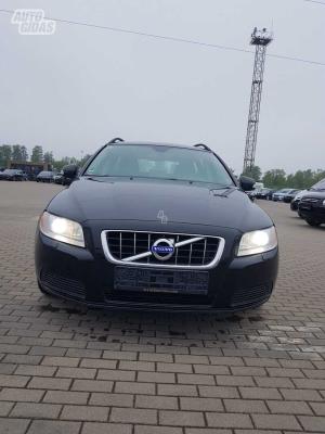 Melns Volvo V70 2009 Marijampole, ar dzinēja tilpumu 2.00 L un nobraukumu 369 tūkst. km par 3900 €, foto 6 vietnē AUTOMOTO.COM.LV