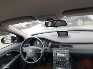 Melns Volvo V70 2009 Marijampole, ar dzinēja tilpumu 2.00 L un nobraukumu 369 tūkst. km par 3900 €, foto 9 vietnē AUTOMOTO.COM.LV