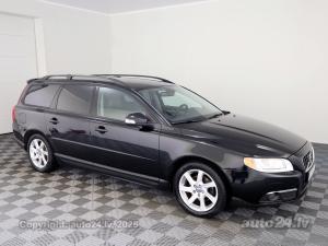 Melns Volvo V70 2009 Tallina, ar dzinēja tilpumu 2.40 L un nobraukumu 319 tūkst. km par 2999 €, foto  vietnē AUTOMOTO.COM.LV