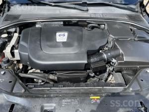 Black Volvo V70 2009 in Cesis, with an engine capacity of 2.40 L and mileage of 0 thousand km for 3990 €, photo 17 on AUTOMOTO.COM.LV