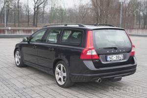 Черный Вольво В70 2009 в Рига, объемом двигателя 2.40 л и пробегом 273 тыс. км за 4990 €, фото 4 на AUTOMOTO.COM.LV
