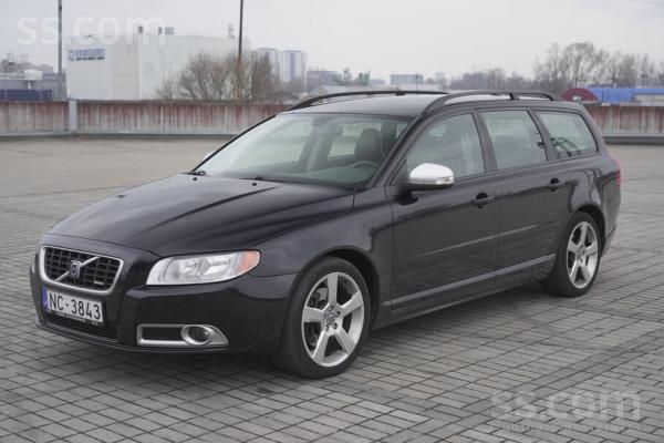 Melns Volvo V70 2009 Rīga, ar dzinēja tilpumu 2.40 L un nobraukumu 273 tūkst. km par 4990 €, foto 1 vietnē AUTOMOTO.COM.LV