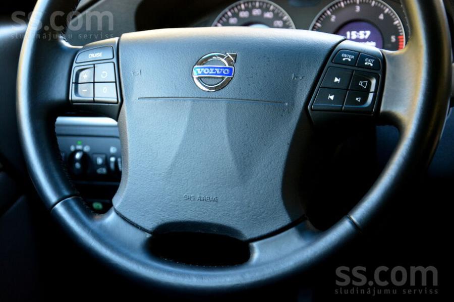 Melns Volvo V70 2009 Rīga, ar dzinēja tilpumu 2.00 L un nobraukumu 297 tūkst. km par 2650 €, foto 20 vietnē AUTOMOTO.COM.LV