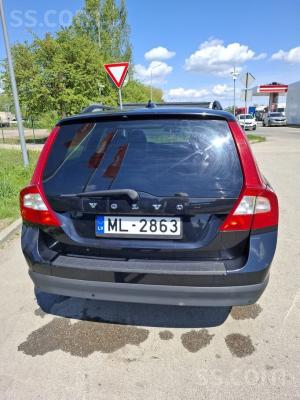 Melns Volvo V70 2009 Bauska, ar dzinēja tilpumu 2.40 L un nobraukumu 381 tūkst. km par 4200 €, foto 4 vietnē AUTOMOTO.COM.LV